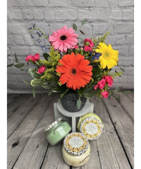 Eternal Grace Spray | Fort Worth (TX) Sympathy & Funeral Flowers ...